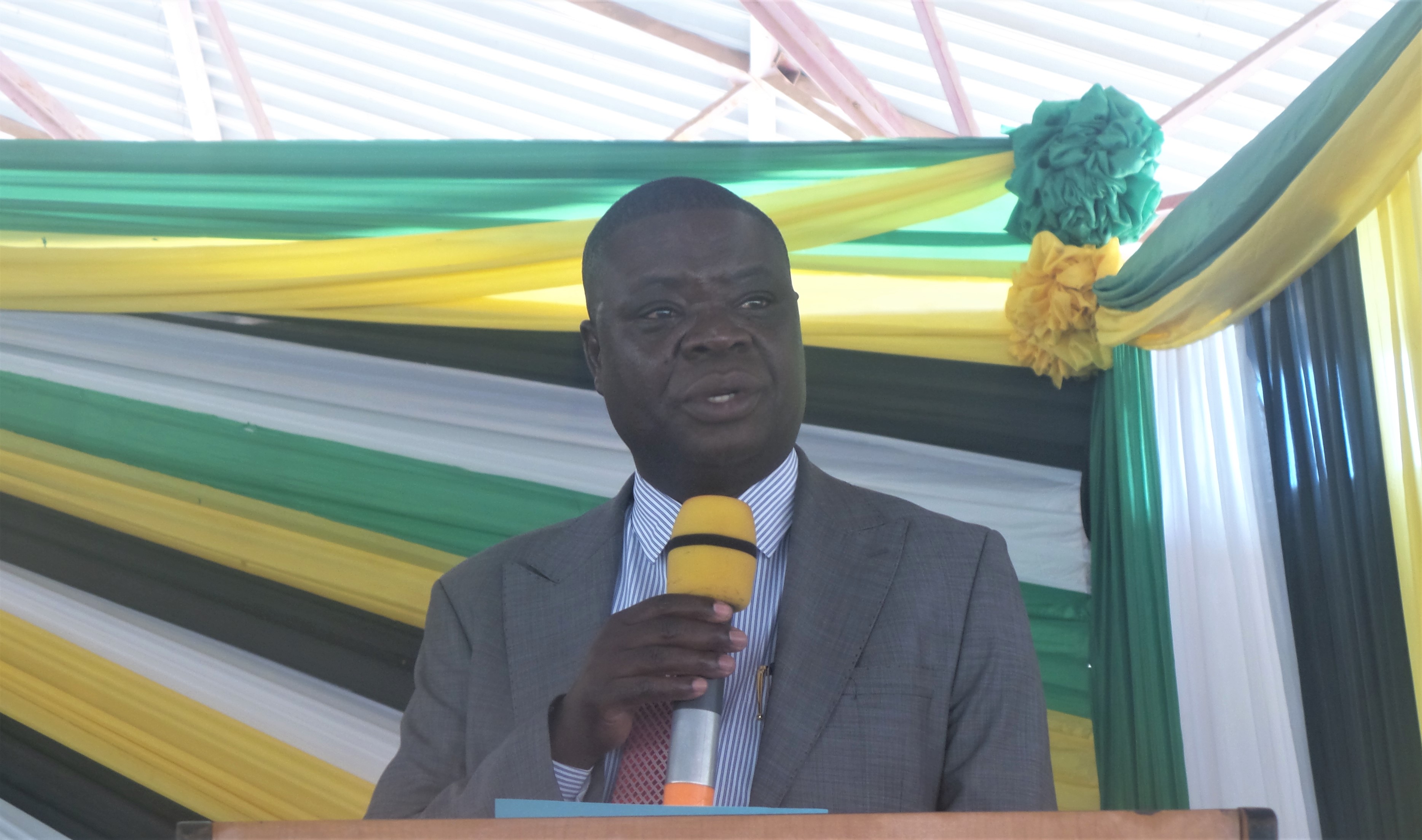 SUA welcomes 2022-2023 undergraduates, VC emphasizes hard-working and ...